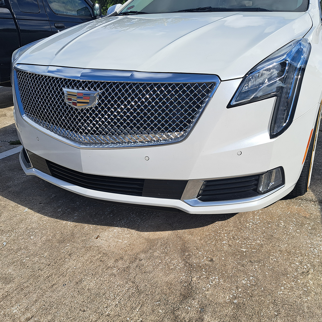Cadillac 2018-2019 XTS Chrome Mesh Grille – Savage Cadillac